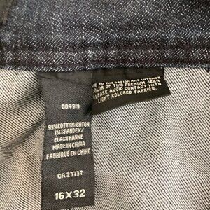 GASOLINE | Jeans | Gasoline Sz 6 Straight Leg Midwash Jeans | Poshmark